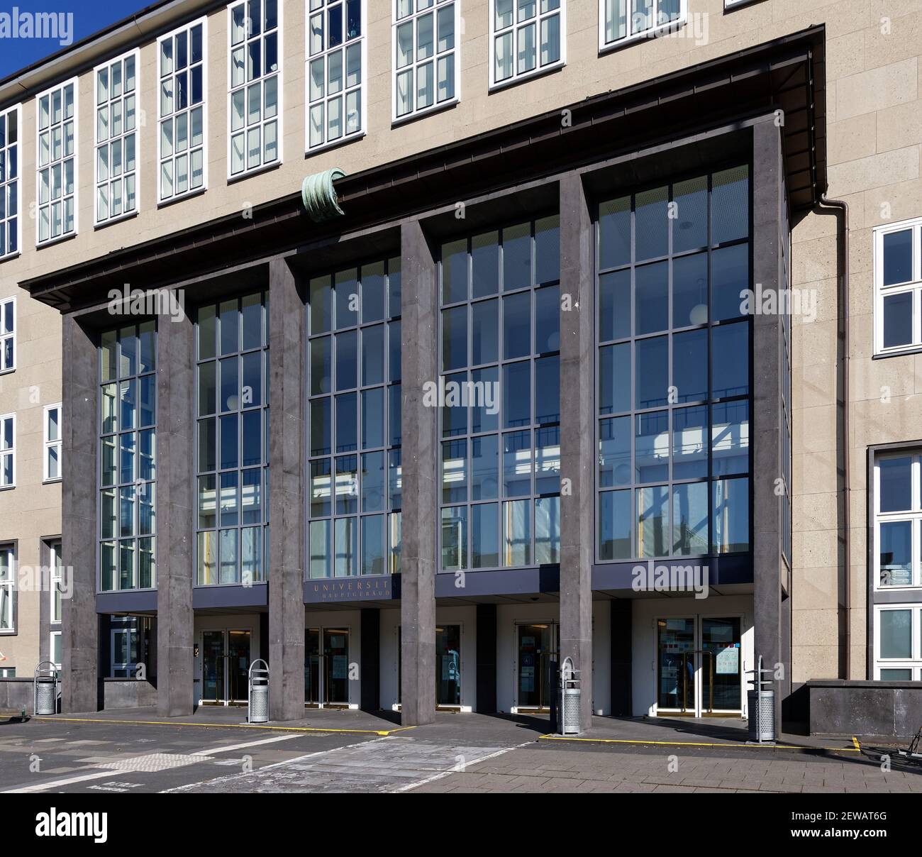 main building and main entrance of the university of cologne Stock ...
