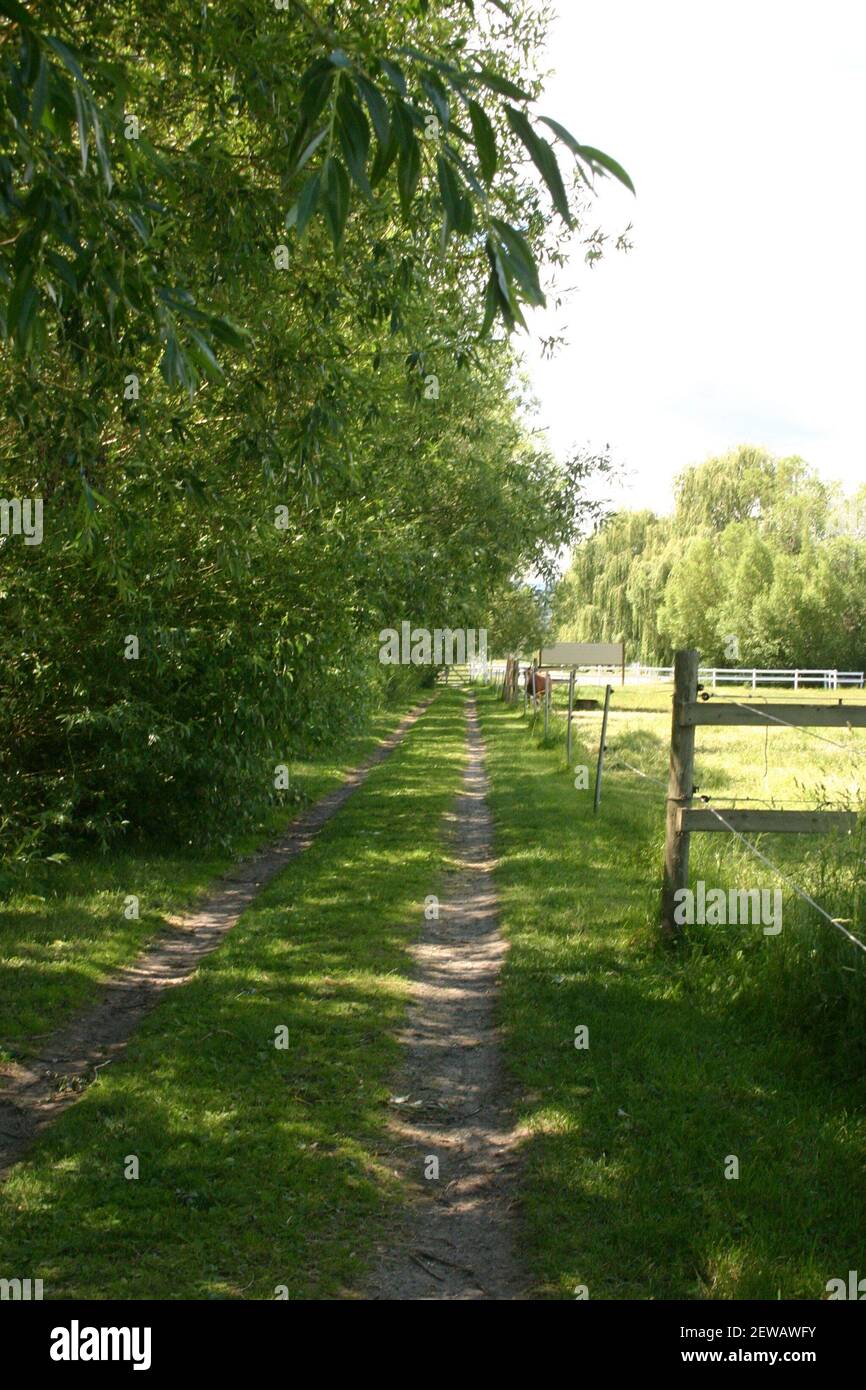 Dist road hi-res stock photography and images - Alamy