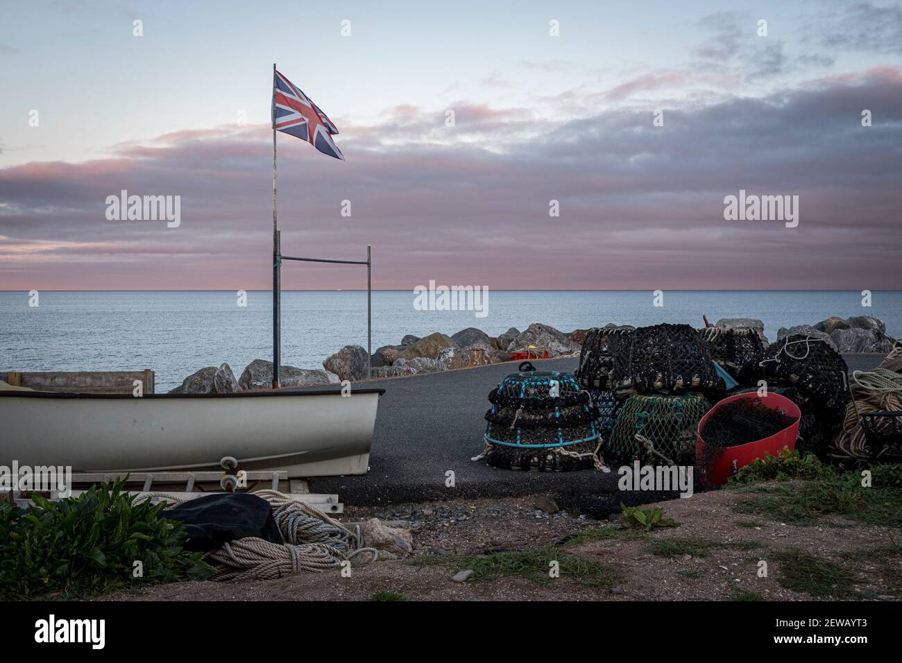 Beesands village hi-res stock photography and images - Alamy