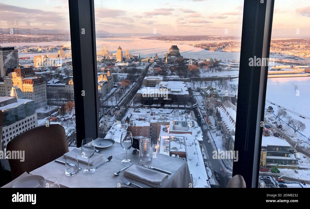 Ciel, a restaurant on the 28th floor of a building on the Grande-Allee ...