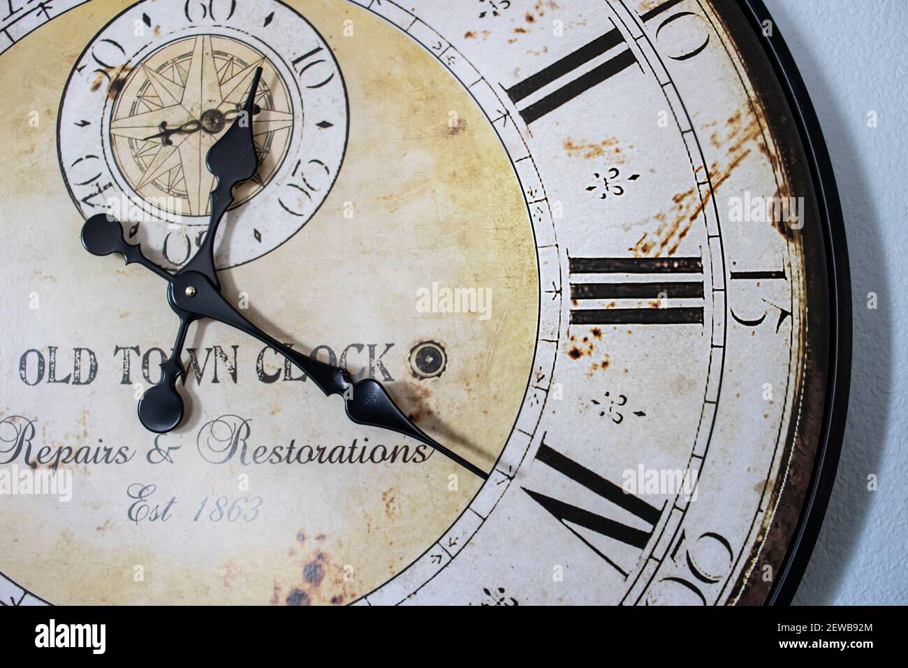Clock Face Antique Distressed Closeup Stock Photo - Alamy