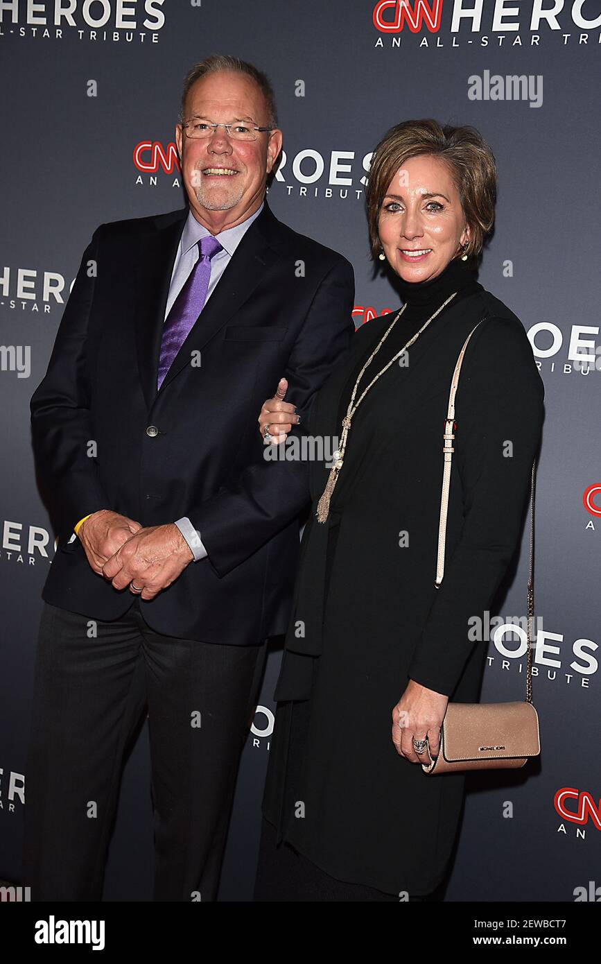 Phil Porter and attends the CNN Heroes: An All-Star Tribute on December ...