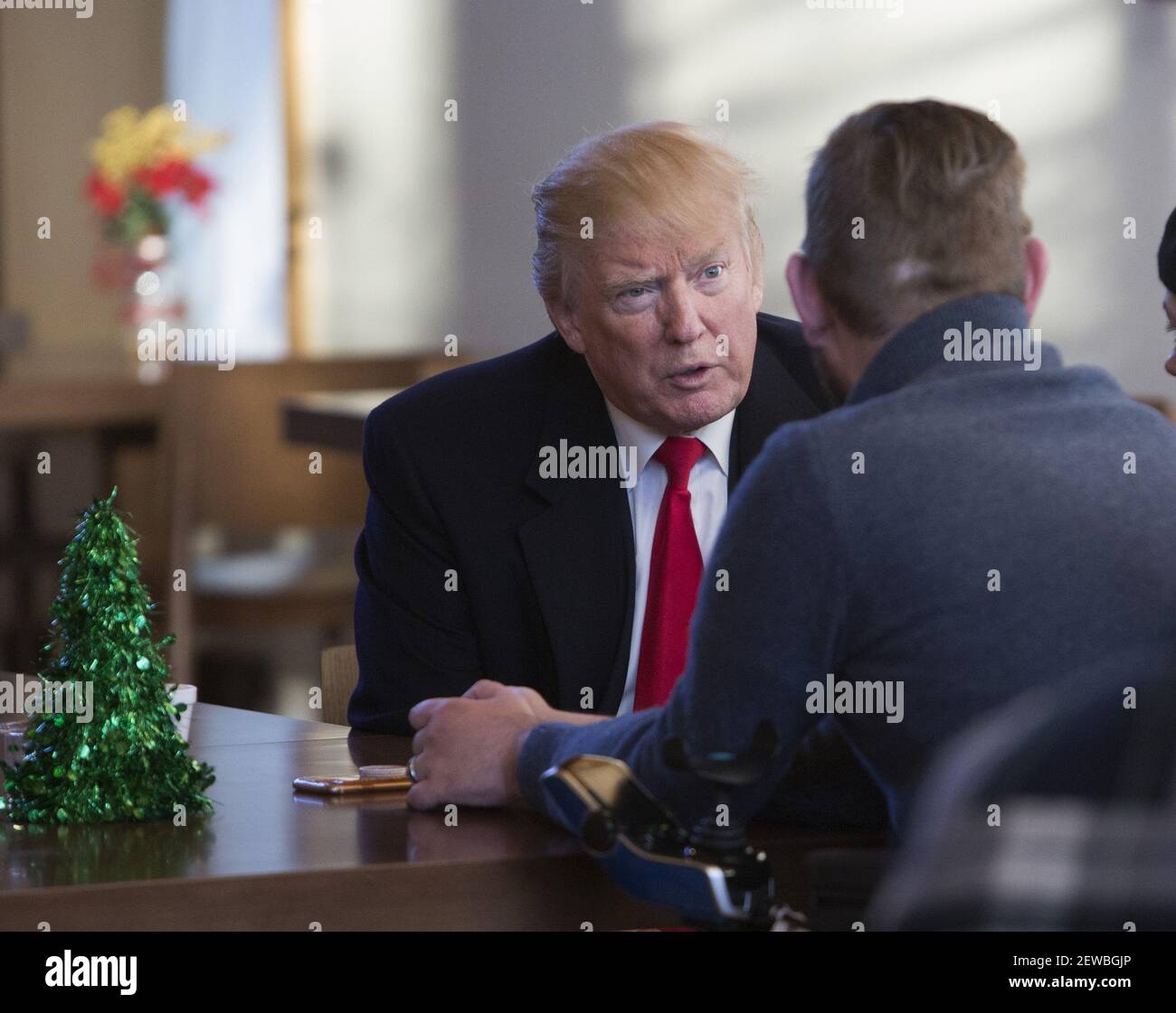 U.S. President Donald J. Trump visits with Sgt. John Peck, USMC ...