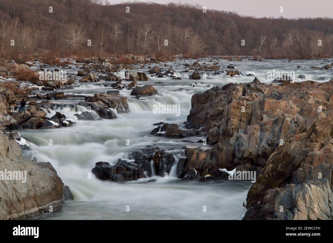 Frozen potomac river hi-res stock photography and images - Alamy