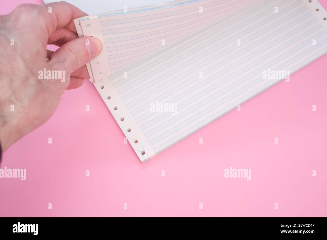 Opening sheets hi-res stock photography and images - Alamy