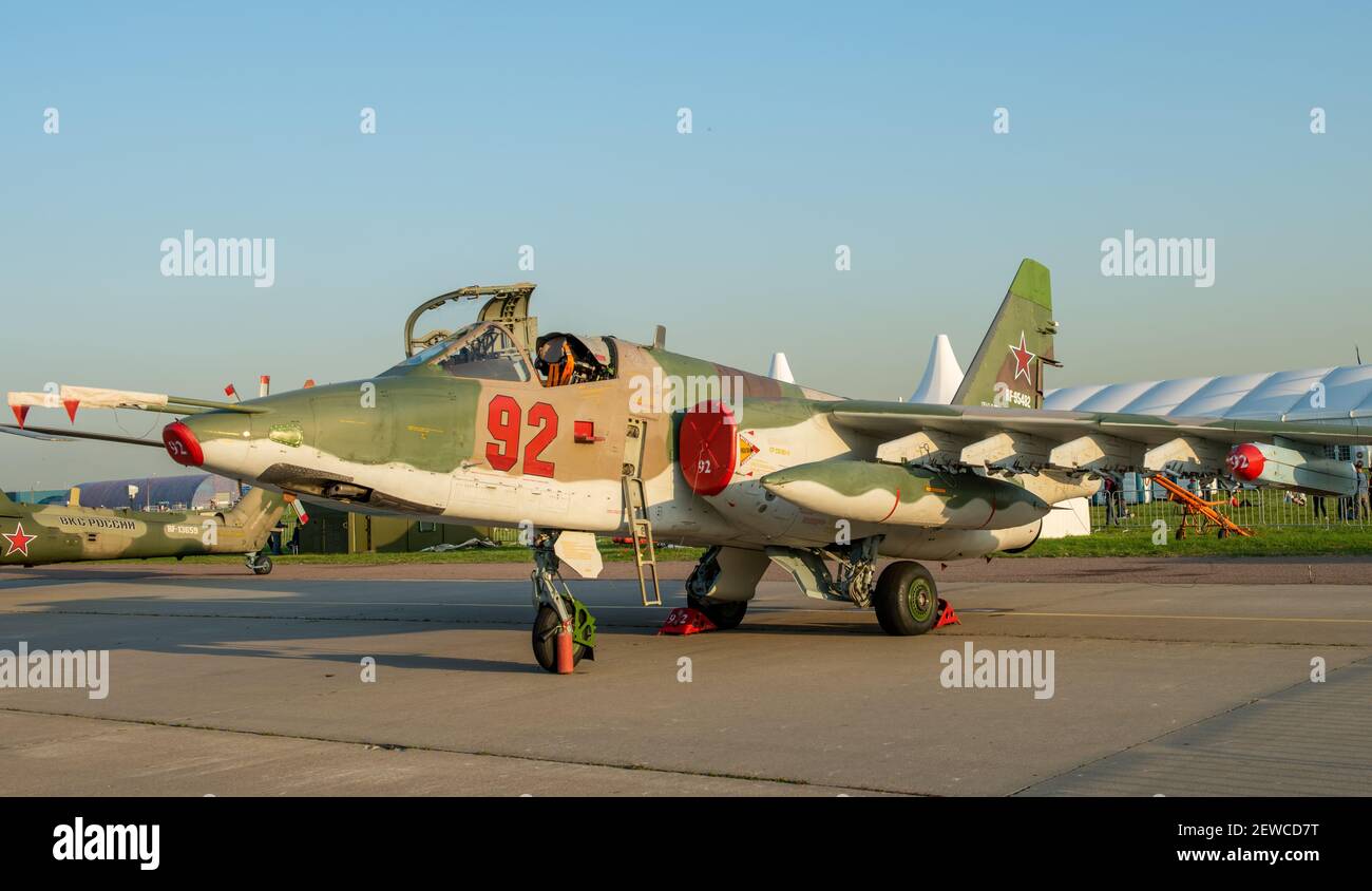 Sukhoi su 25 hi-res stock photography and images - Alamy
