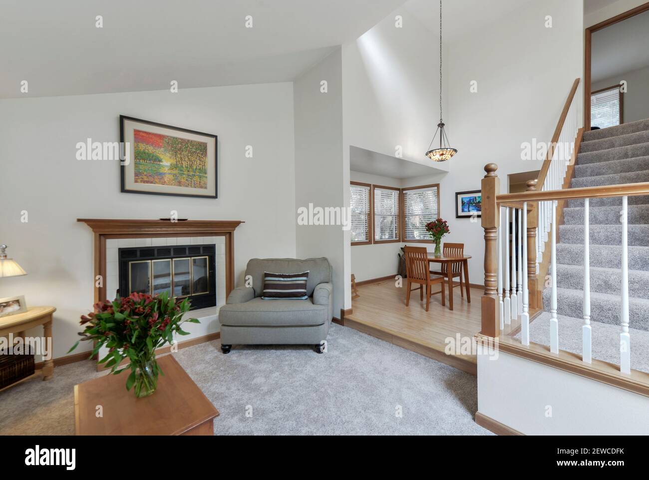 Modern residential living room interior Stock Photo - Alamy