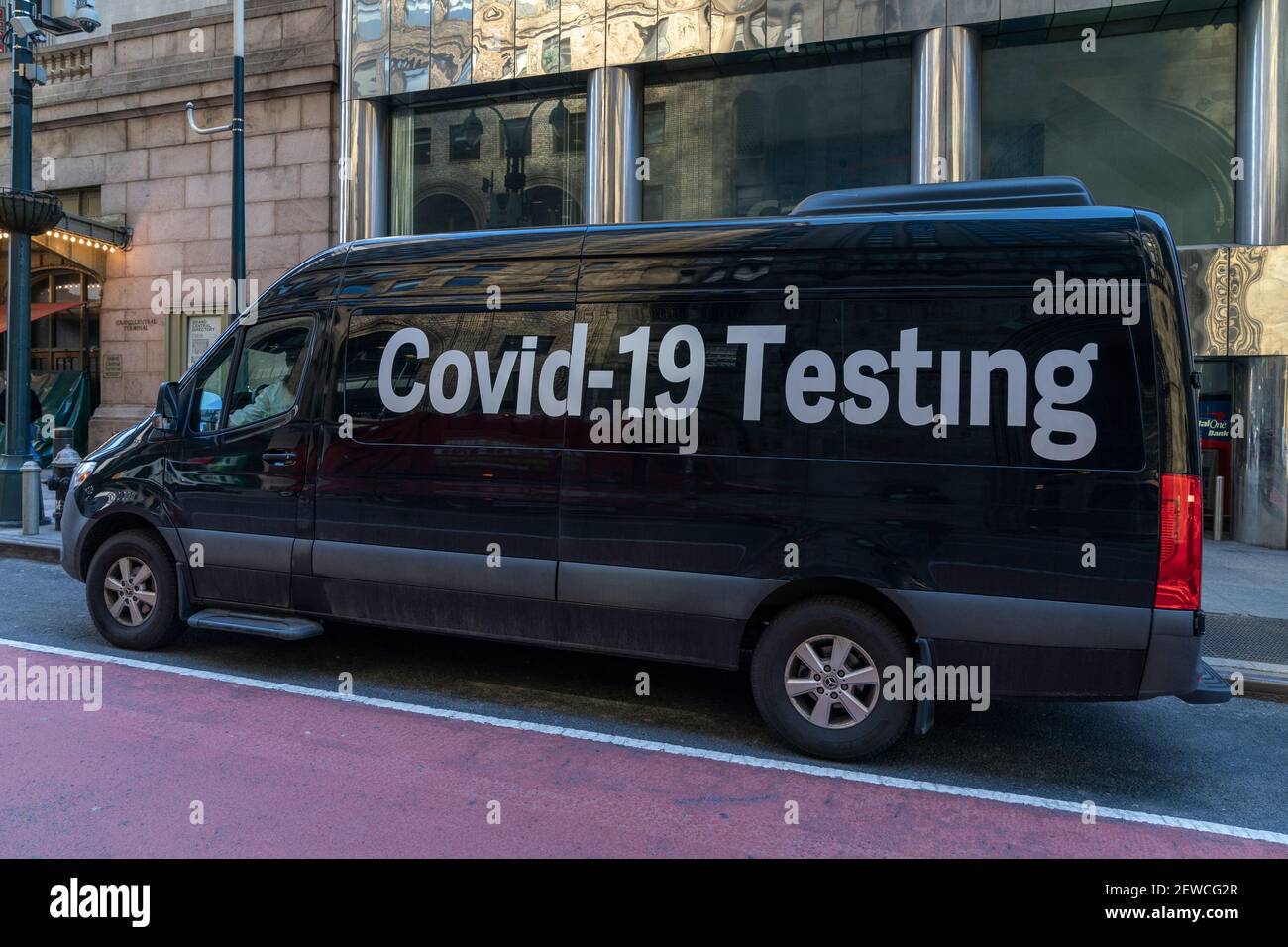 Labq diagnostics hi-res stock photography and images - Alamy