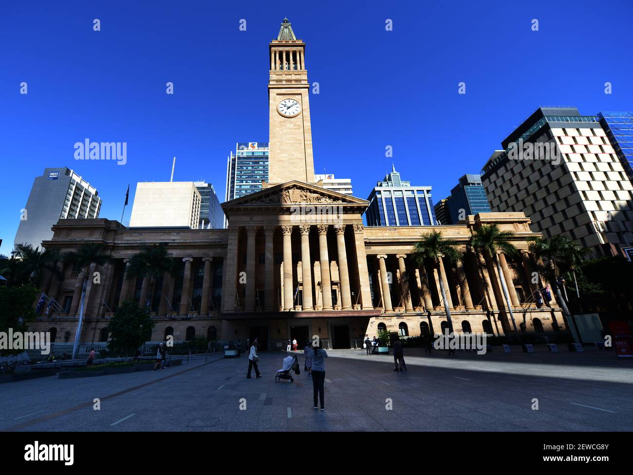 Brisbane's city hall and clock tower Stock Photo - Alamy