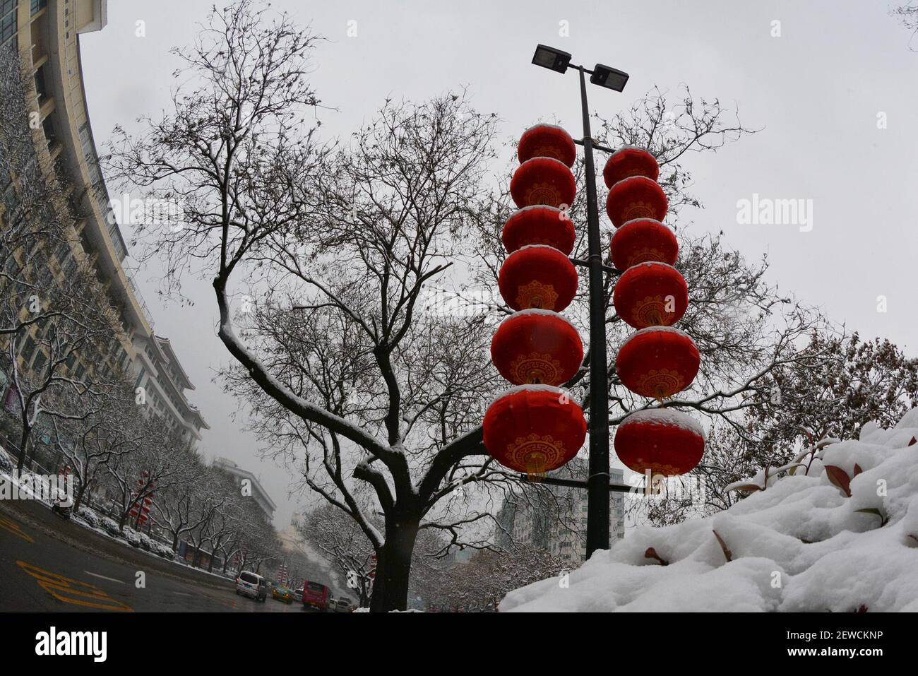Snow scenery in Xi'an, capital of northwest China's Shaanxi Province ...