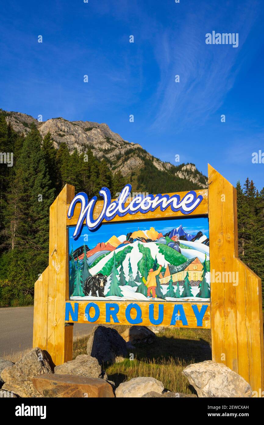 Mount Norquay sign, Banff National Park, Alberta, Canada Stock Photo ...