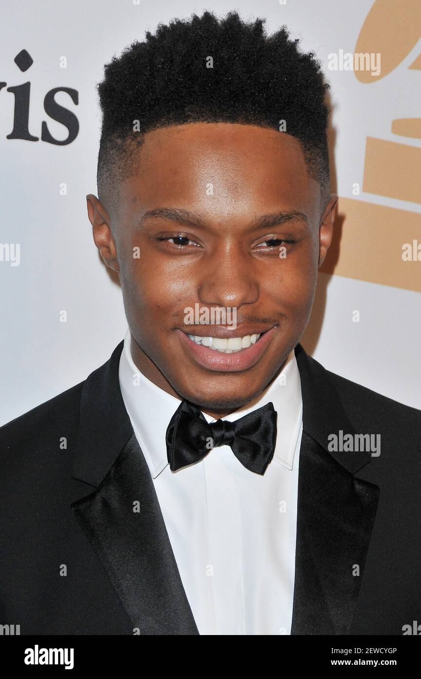 Avery Wilson arrives at the 2016 Pre-GRAMMY Gala & Salute to Industry ...