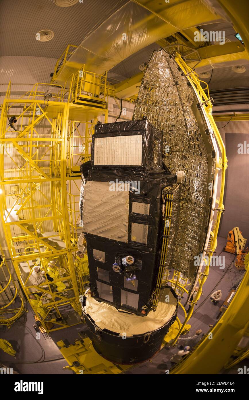 Sentinel-3A satellite being encapsulated within its Rockot fairing, on ...