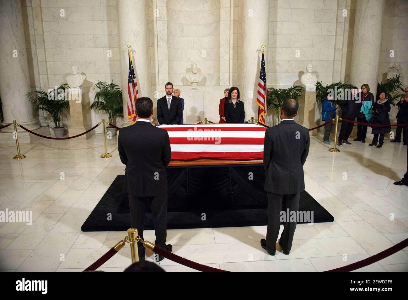 The body of Supreme Court justice Antonin Scalia lies in repose at the ...