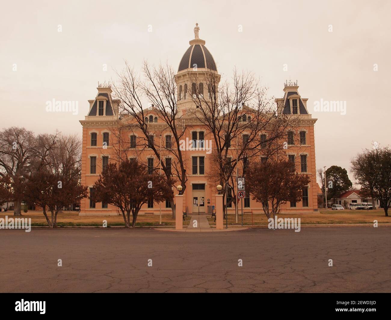 Landmarks in and around Marfa, Texas including the county courthouse ...