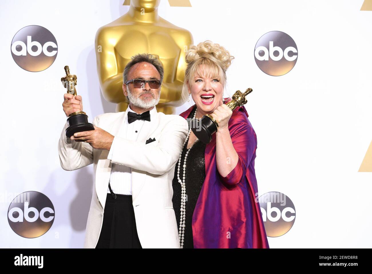 Colin Gibson and Lisa Thompson arriving at the 88th Academy Awards ...