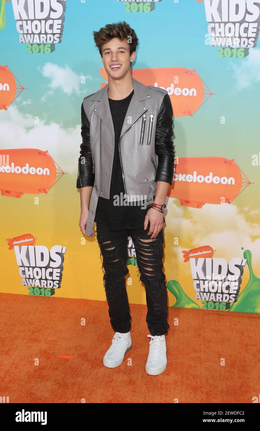 Cameron Dallas at Nickelodeon's 29th Annual Kids' Choice Awards held at ...