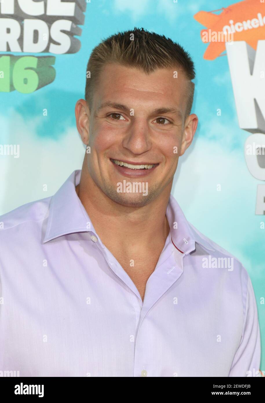 Rob Gronkowski at Nickelodeon's 29th Annual Kids' Choice Awards held at ...