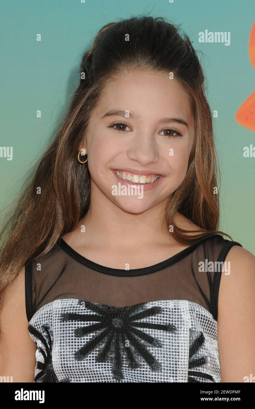 Mackenzie Ziegler. 2016 Nickelodeon Kids' Choice Awards held at The ...