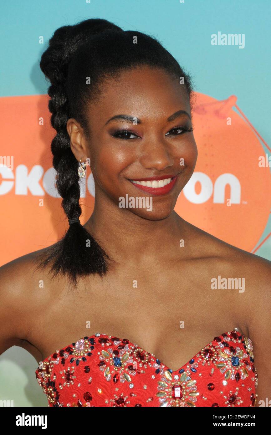 Reiya Downs. 2016 Nickelodeon Kids' Choice Awards held at The Forum ...