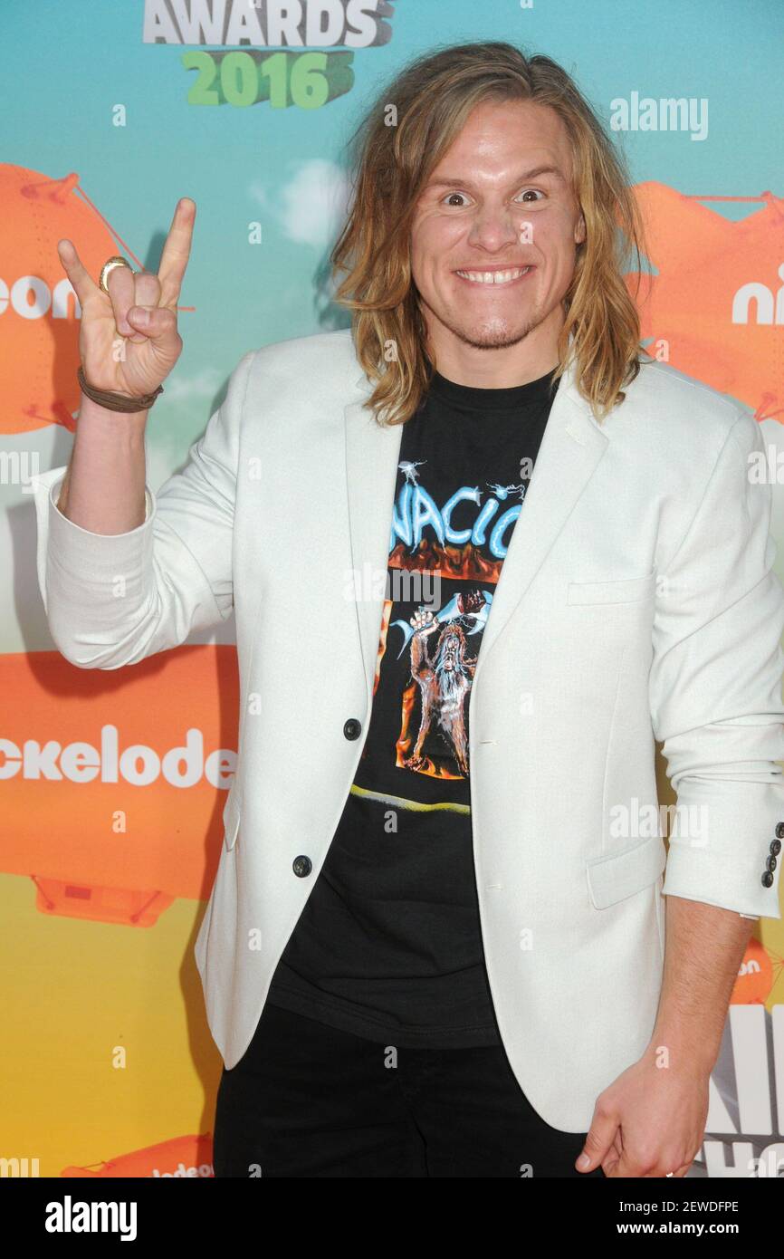 Tony Cavalero. 2016 Nickelodeon Kids' Choice Awards held at The Forum ...