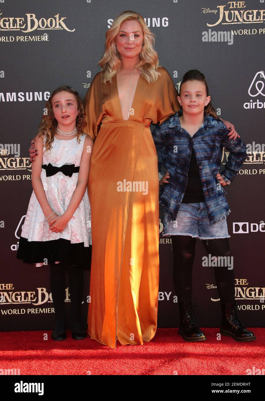 Elisabeth Rohm, Easton August, Anthony Wooster. "The Jungle Book" Los ...