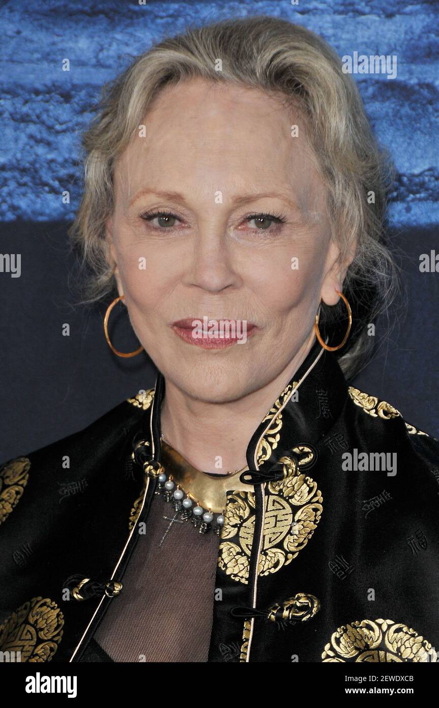 Faye Dunaway arrives at HBO's "Game Of Thrones" Season 6 Los Angeles ...