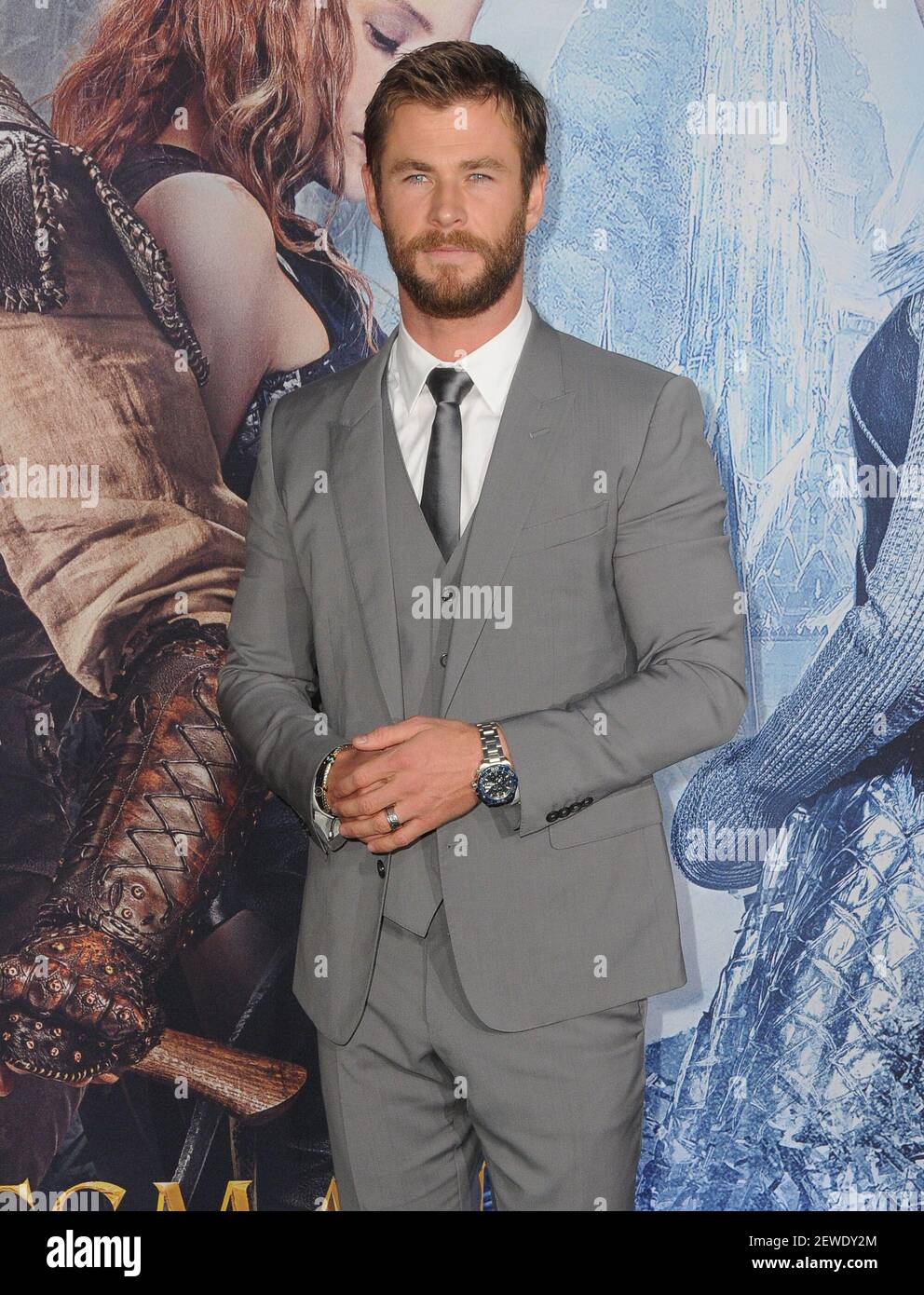 Chris Hemsworth arriving at the LA Premiere of "The Huntsman: Winter's ...