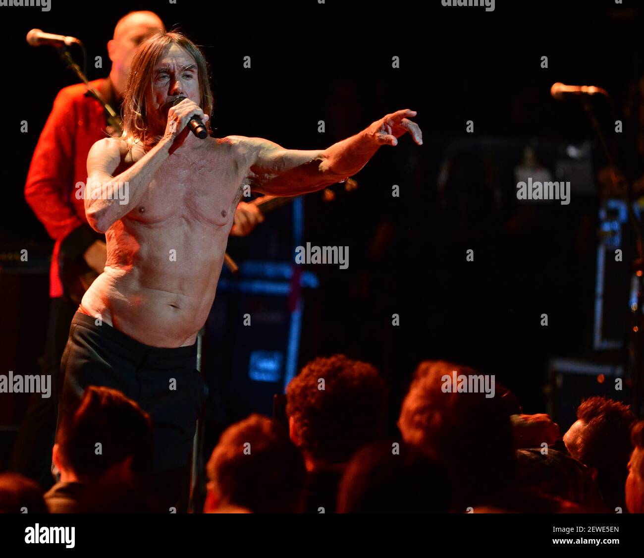 Iggy Pop with Queens Of The Stone Age frontman Josh Homme performs ...