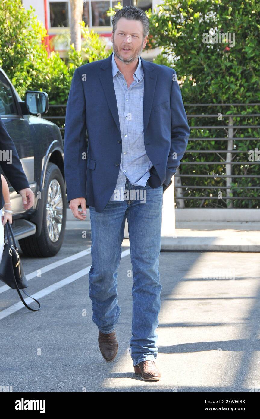 Blake Shelton arrives at "The Voice" Karaoke For Charity held at the ...
