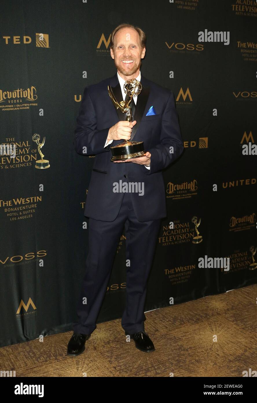 Jeff Bennett at The 43rd Annual Daytime Creative Arts Emmy Awards Press ...