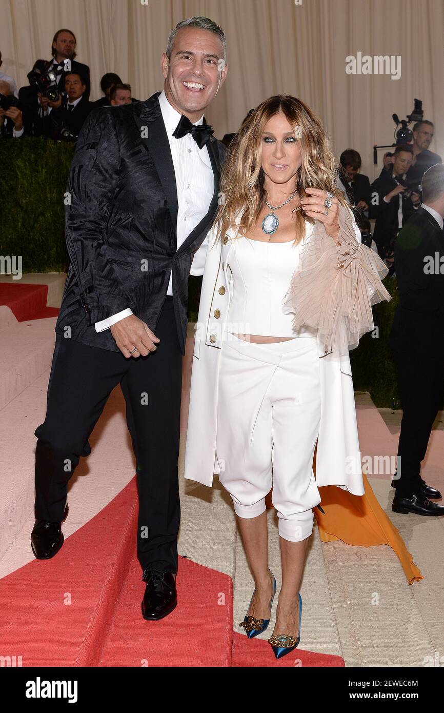 Andy Cohen and Sarah Jessica Parker arriving at the 2016 Costume ...