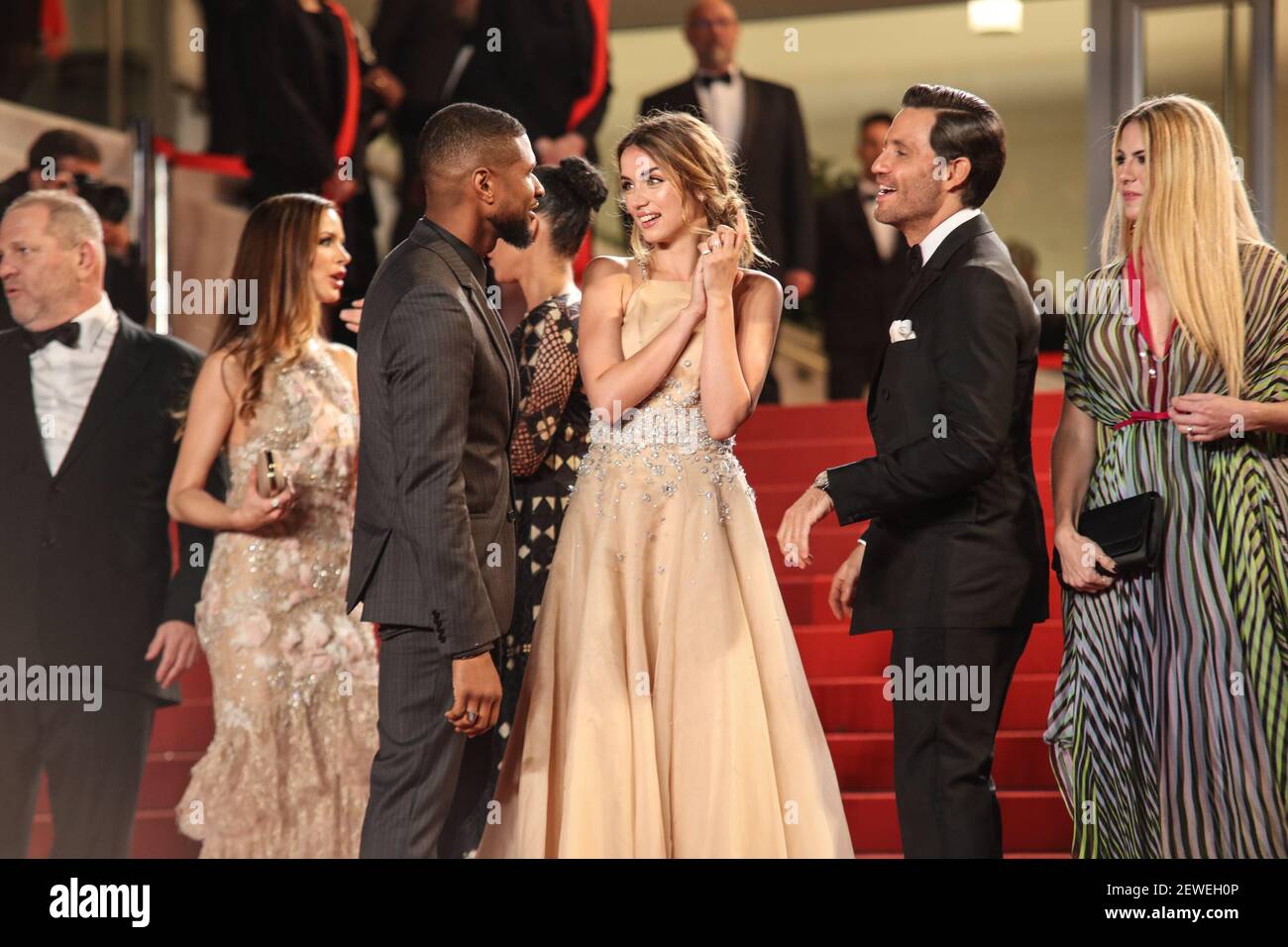 Robert De Niro, Ana De Armas, Usher Raymond IV, Edgar Ramirez, Roberto ...