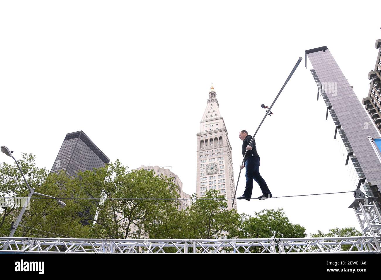 American high-wire artist Nik Wallenda walks a tight-rope during ...