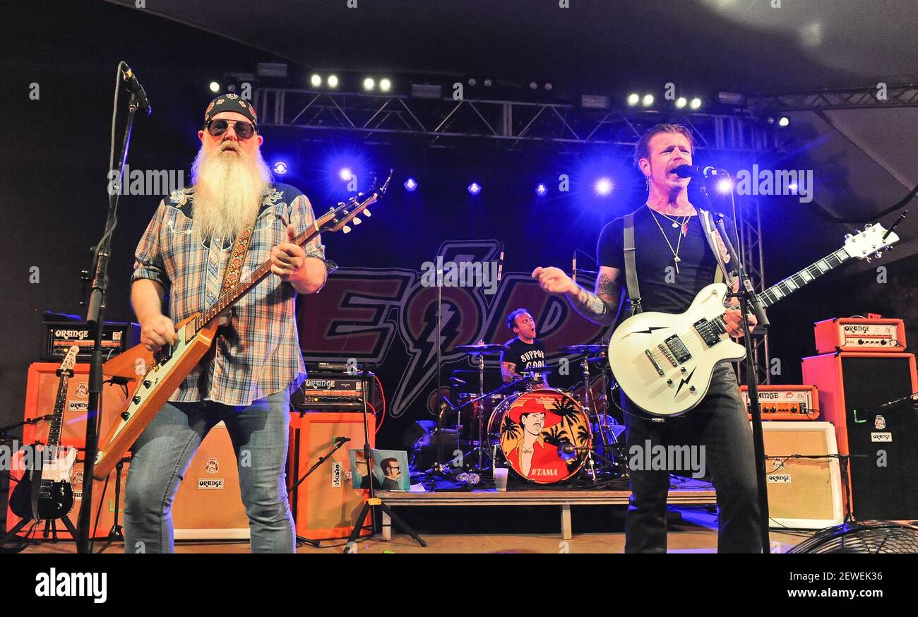 (L-R) Dave Catching, Jorma Vic, and Jesse Hughes of the band Eagles of ...