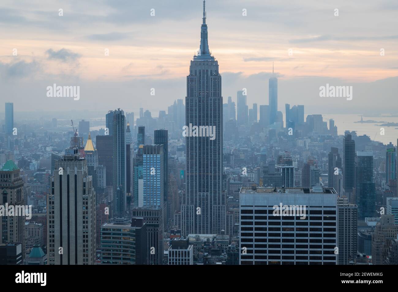 New York skyline from the top of The rock observation deck in ...
