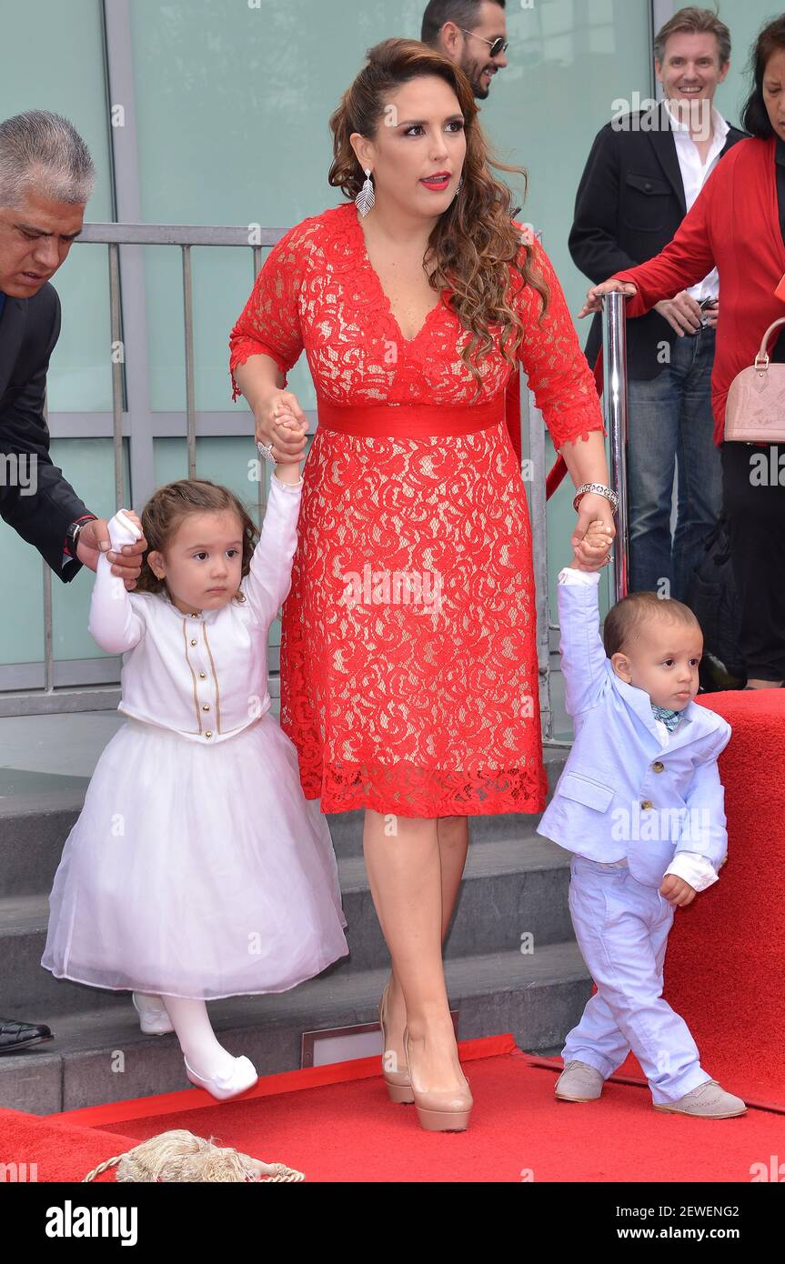 Nicolas Daniel Angelica Vale