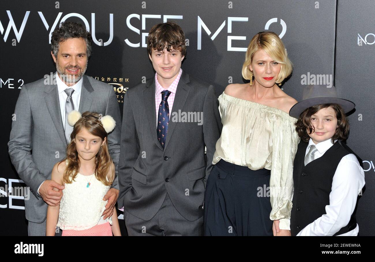 The Ruffalo family, L-R actor Mark Riffalo, Odette, Keen, Sunrise ...