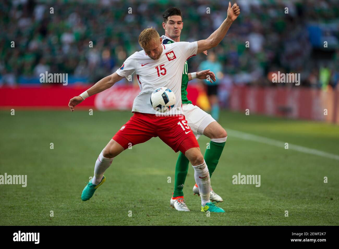 Kamil Glik (Polska), Kyle Lafferty (Irlandia Polnocna). Photo by Lukasz ...