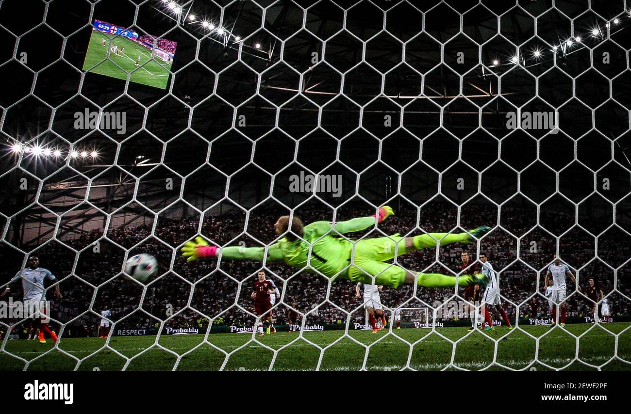Joe Hart (ENG). Photo by Tomasz Jastrzebowski / Foto Olimpik Stock ...