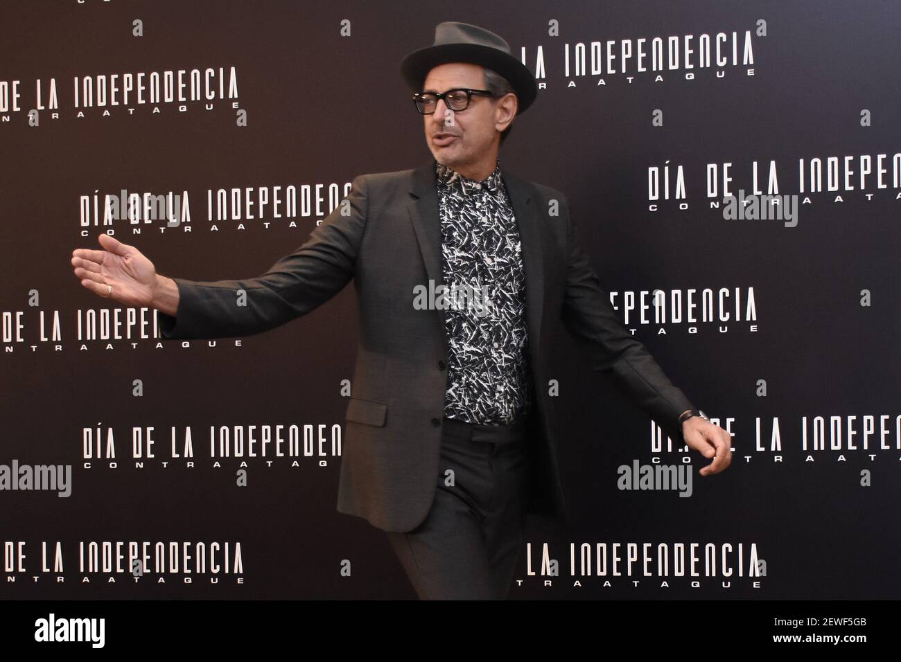 Actor Jeff Goldblum attends 'Independence Day: Resurgence' press ...