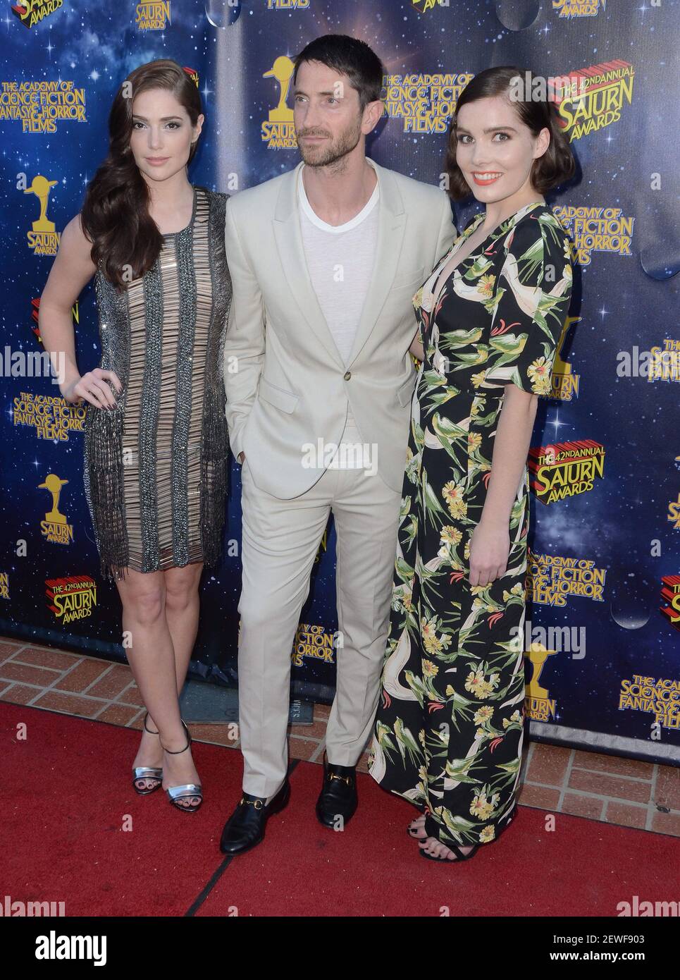 22 June 2016 - Burbank. Janet Montgomery, Iddo Goldberg, Elise Eberle ...
