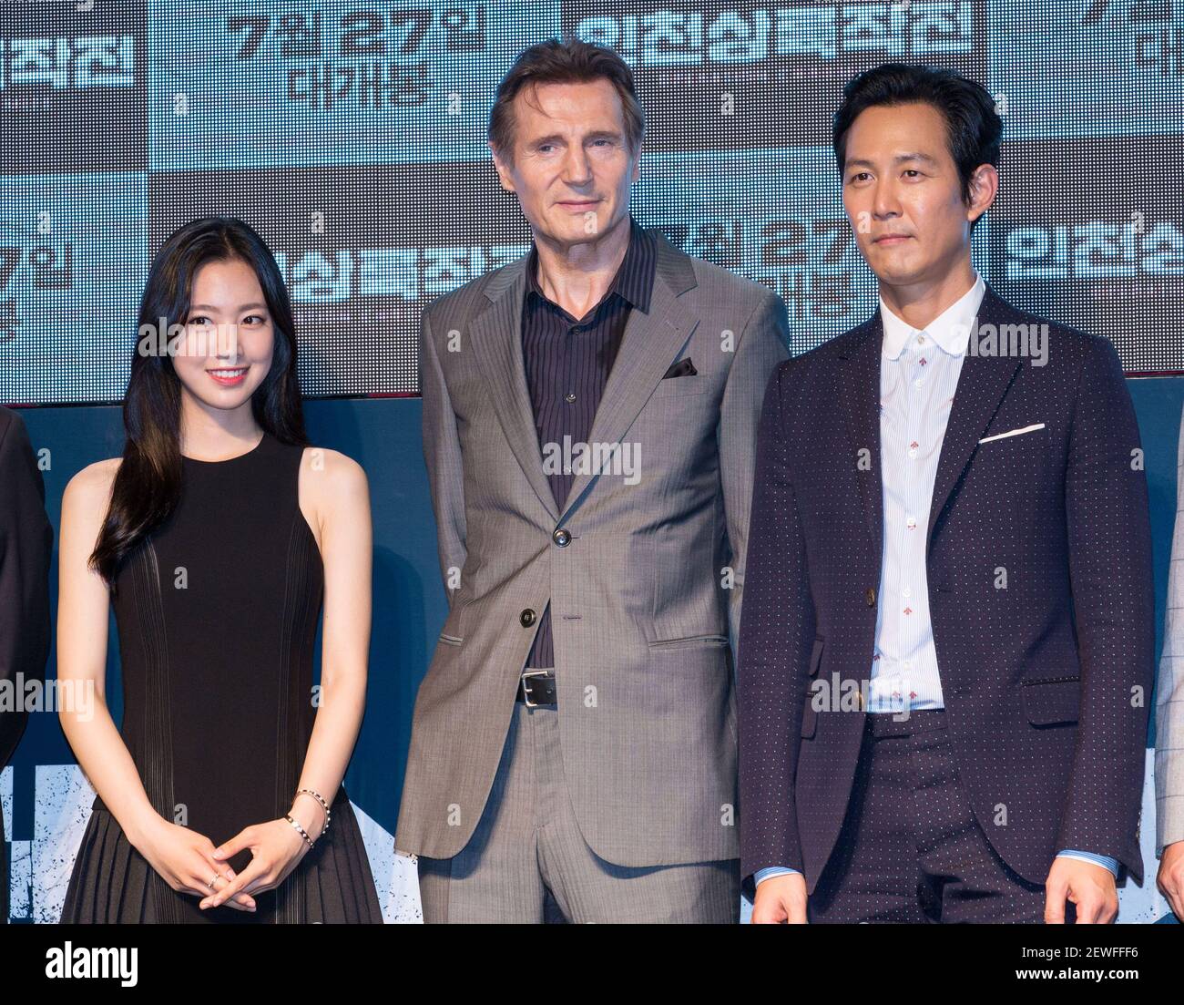 (L to R) South Korean actress Jin Se-yeon, actors Liam Neeson and Lee ...