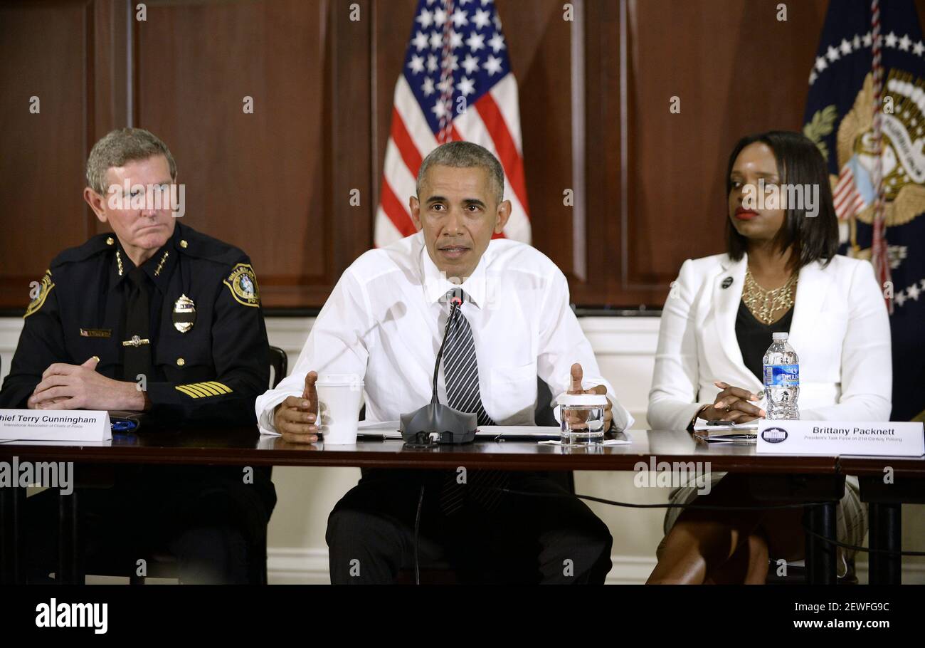 U.S. President Barack Obama meets activists, civil rights, faith, law ...