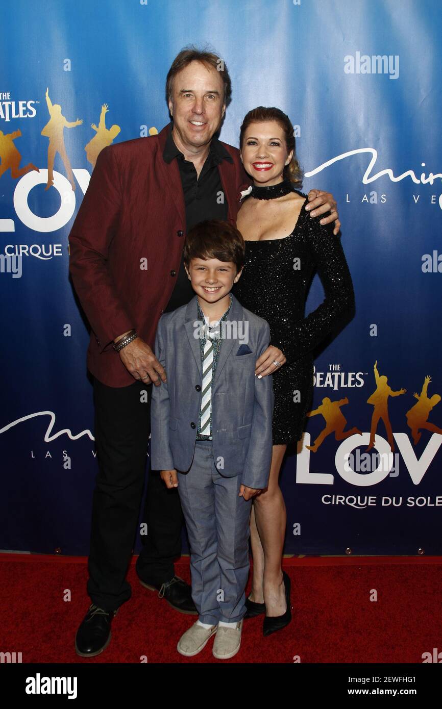 Kevin Nealon, Gable Nealon, Susan Yeagley arrive for the 10th ...