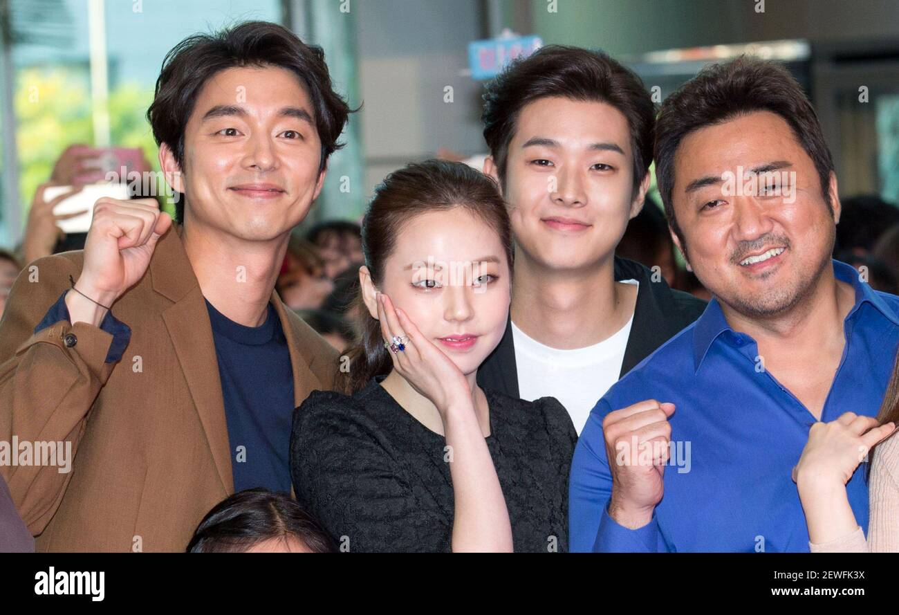 18 July 2016 - Seoul, South Korea : (L to R) South Korean actors Gong ...