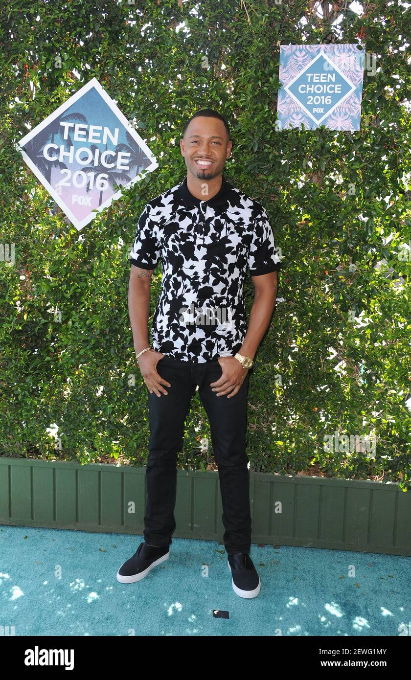 Corey Hawkins arrives at FOX's Teen Choice 2016 at The Forum on July 31 ...