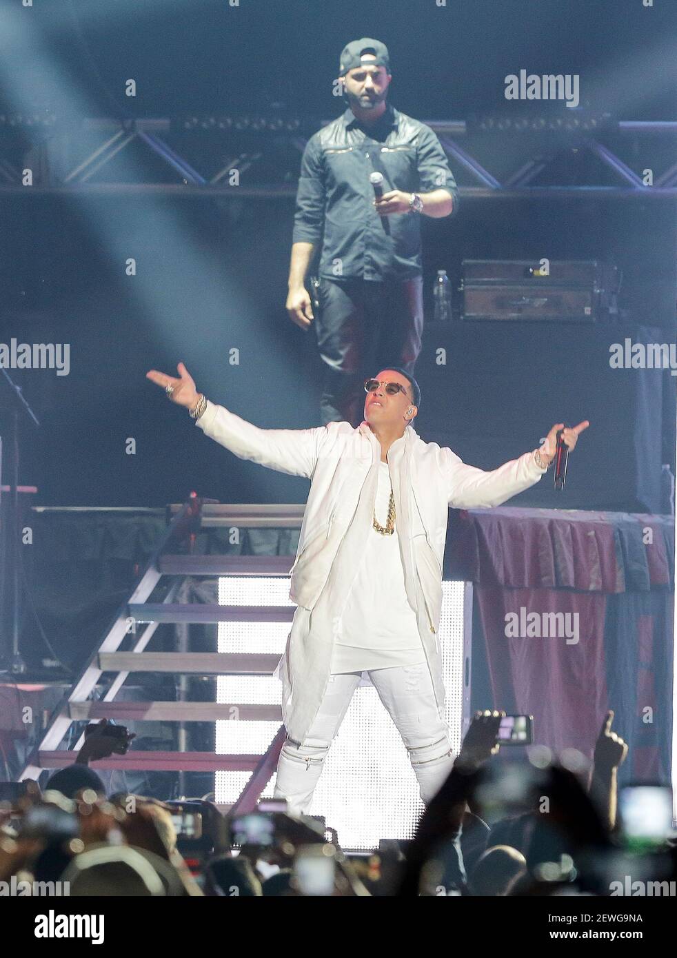 Daddy Yankee performs during The Kingdom Tour: Daddy Yankee vs Don Omar ...
