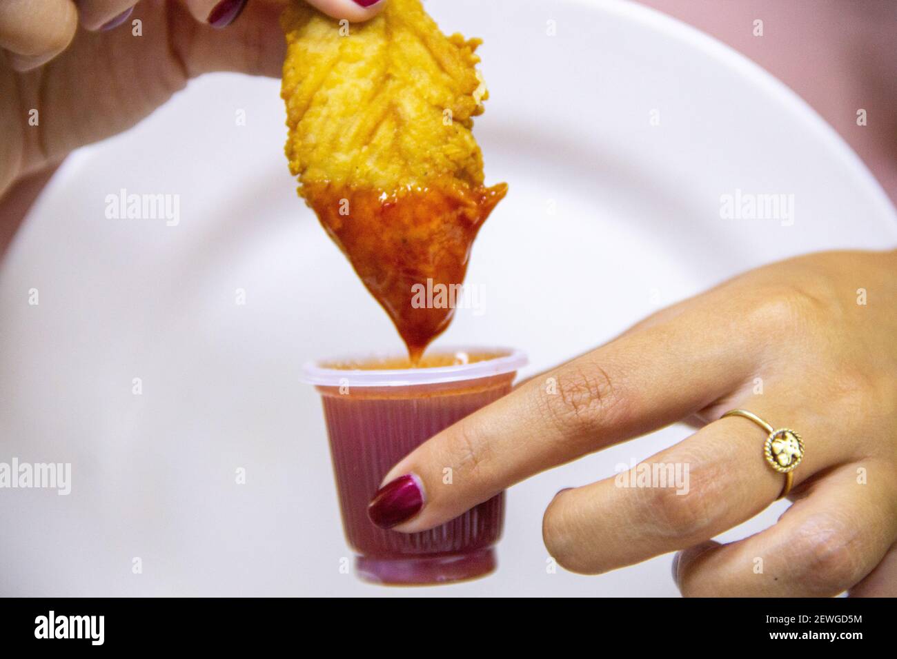 Chicken nugget dipping hi-res stock photography and images - Alamy