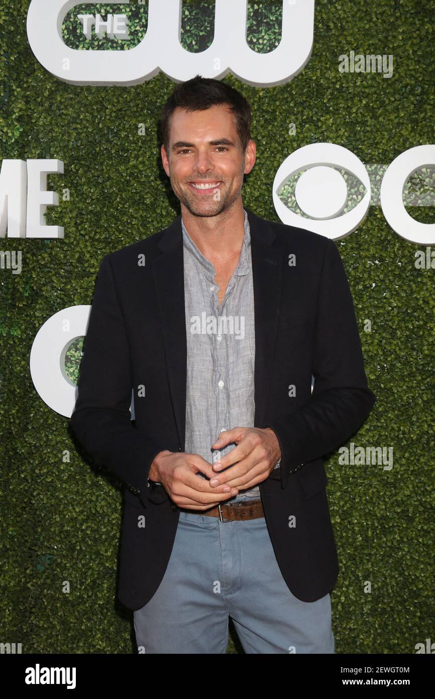 LOS ANGELES - AUG 10: Jason Thompson at the CBS, CW, Showtime Summer ...